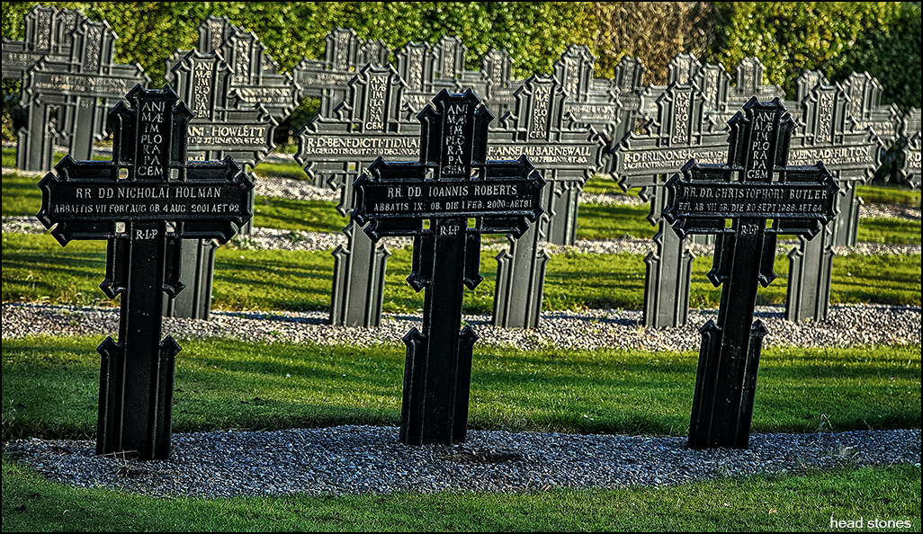 Headstones by Gary Armour – The Practical Camera Club (of Southampton)